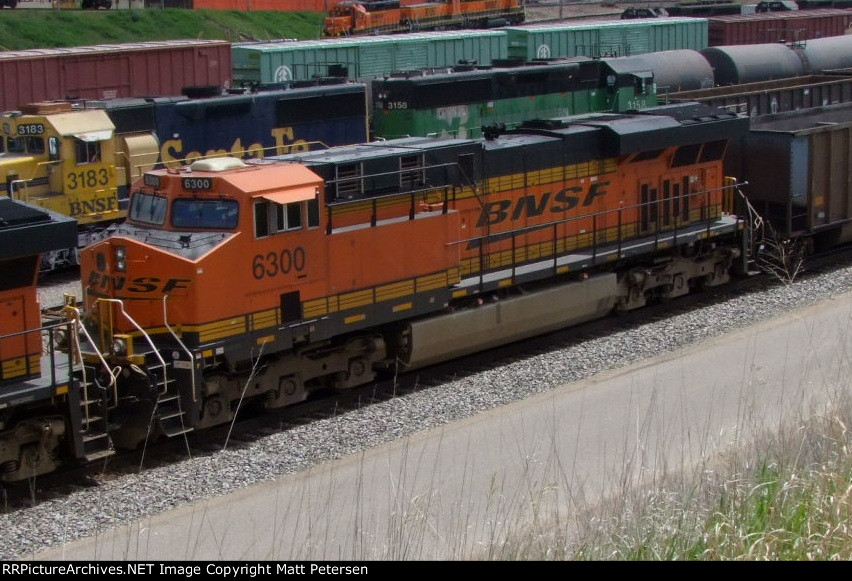BNSF 6300